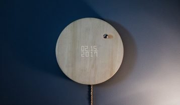 Flyte's Floating Clock Allows You to Personalize Your Most Unique ...